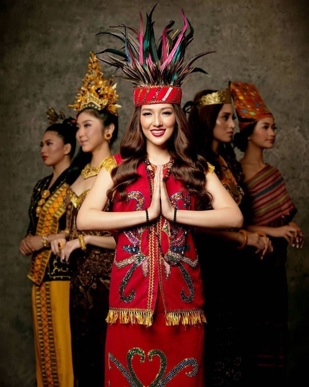 Baju Dayak Kalimantan Barat