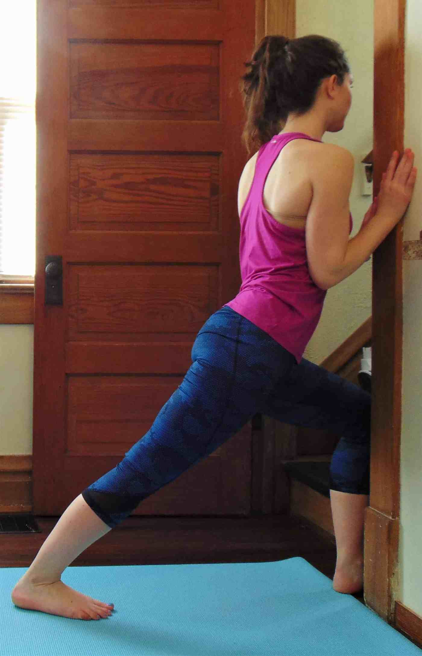 10 Best Lower Body Stretches For Runners Runnin For Sweets