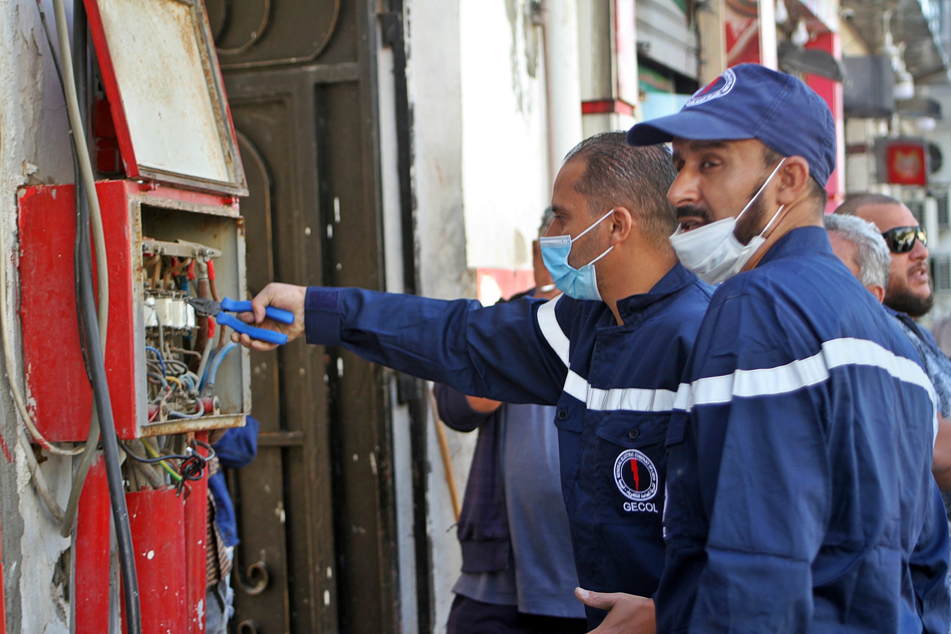 الشركة العامة للكهرباء تواصل حملتها الوطنية قناة 218