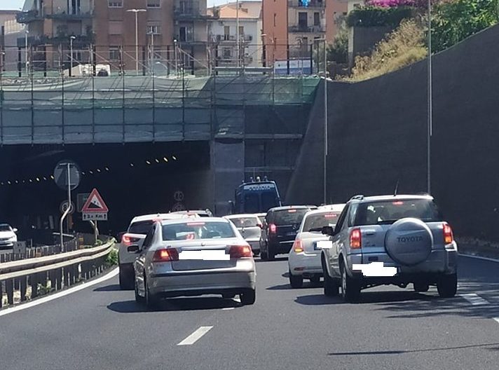 Catania Incidente Mortale Al Viale Mediterraneo La Vittima E Un