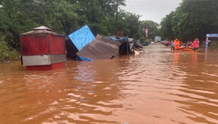 136 Dead Over 135000 Evacuated As Heavy Rains Lash Maharashtra