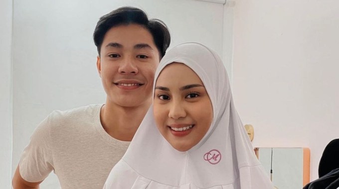 Sinopsis Drama Ash And Aish Lakonan Meerqeen Dan Siti Khadijah Halim