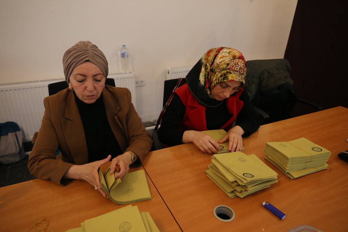 Voting For Turkiyes Presidential And Parliamentary Elections Begins On