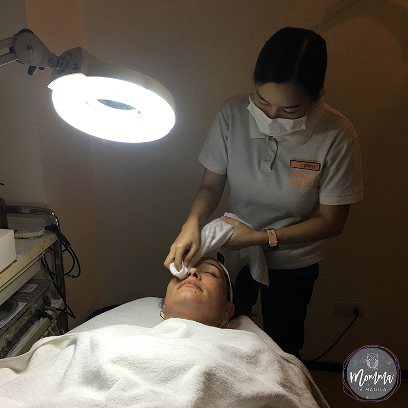 What To Expect From A Glycolic Facial And Diamond Peel From Aesthetic