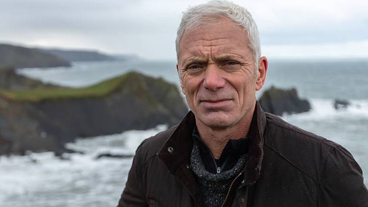 Jeremy Wade Stars In Mysteries Of The Deep Coming To Discovery Preview