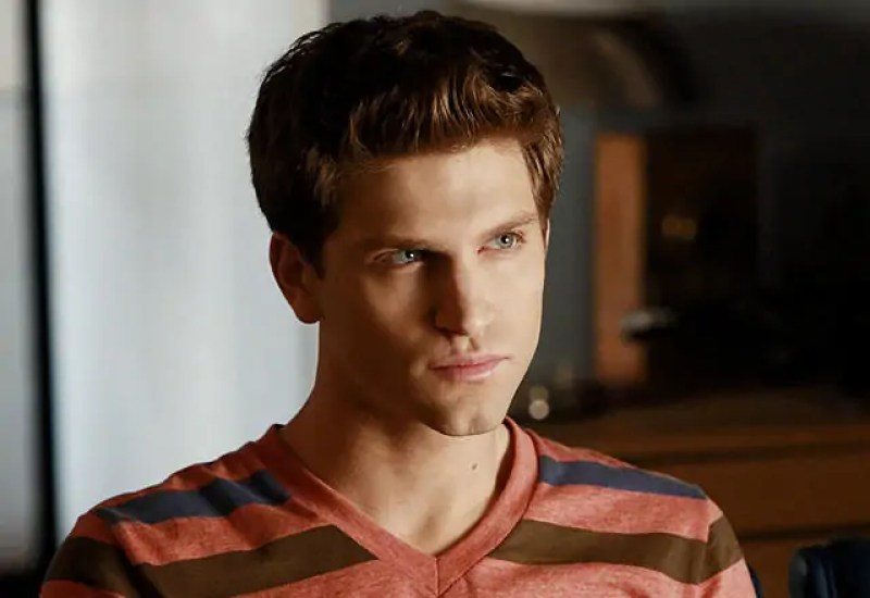 Keegan Allen Joins Jared Padalecki In ‘walker Texas Ranger Cw Reboot