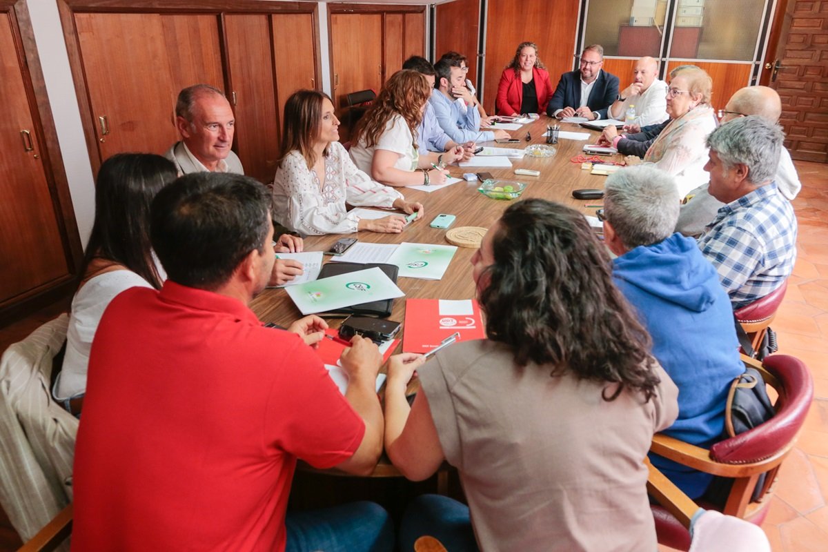 La Mesa General De Negociación Aprueba Veinte Acuerdos De Mejora Para