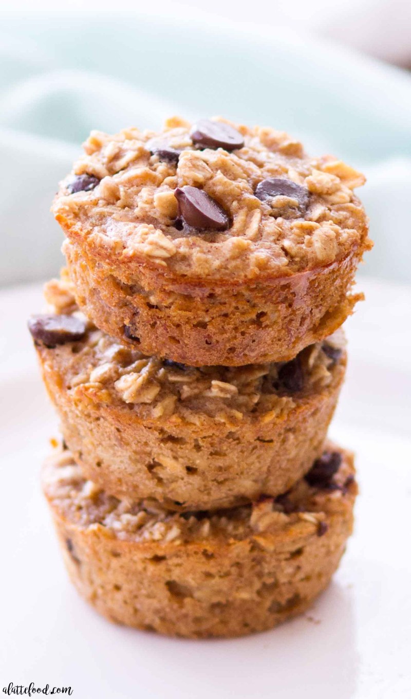 Peanut Butter Banana Chocolate Chip Baked Oatmeal Cups A Latte Food