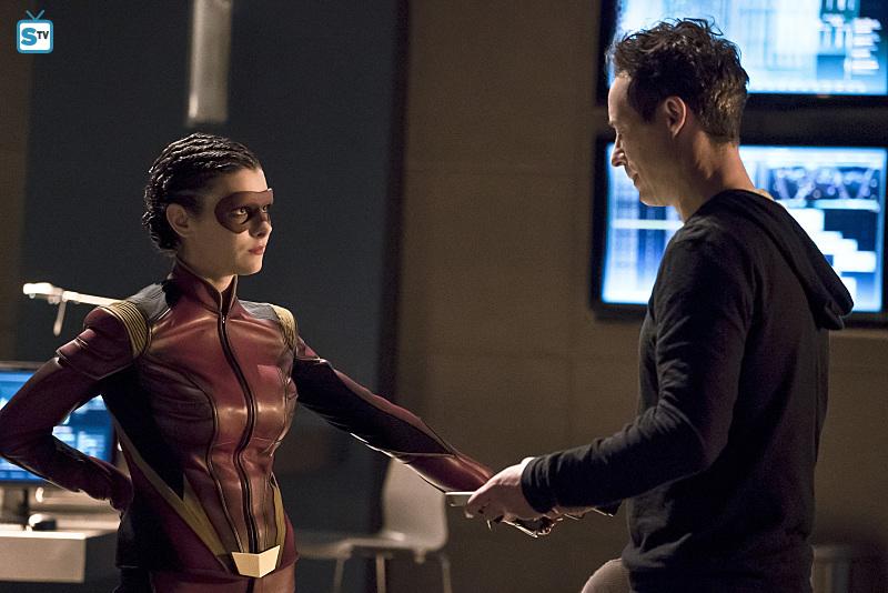 The Flash 2x16 Producer Preview Da Trajectory Serie Tv Cinefilosit