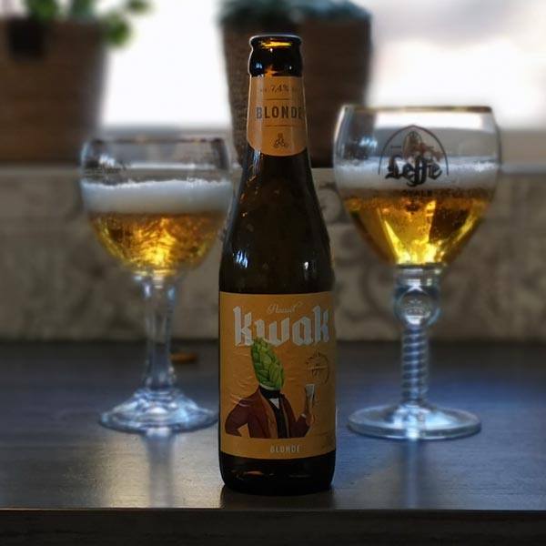 Pauwel Kwak Blonde Review De Naam Kwak Bier Waardig De Bierblog