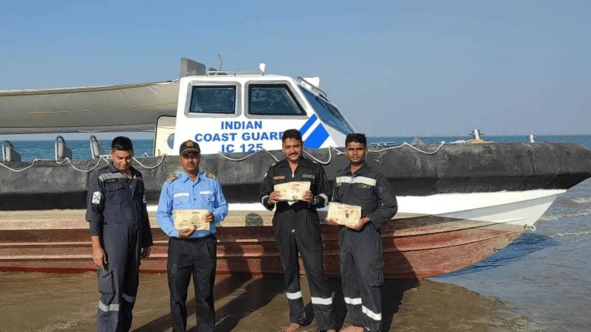 Coast Guard Recovers Narcotics Worth Rs 4 Lakh In Kutch District