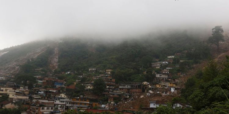 Novo Temporal Em Petrópolis Deixa Pelo Menos Cinco Mortos Jornal