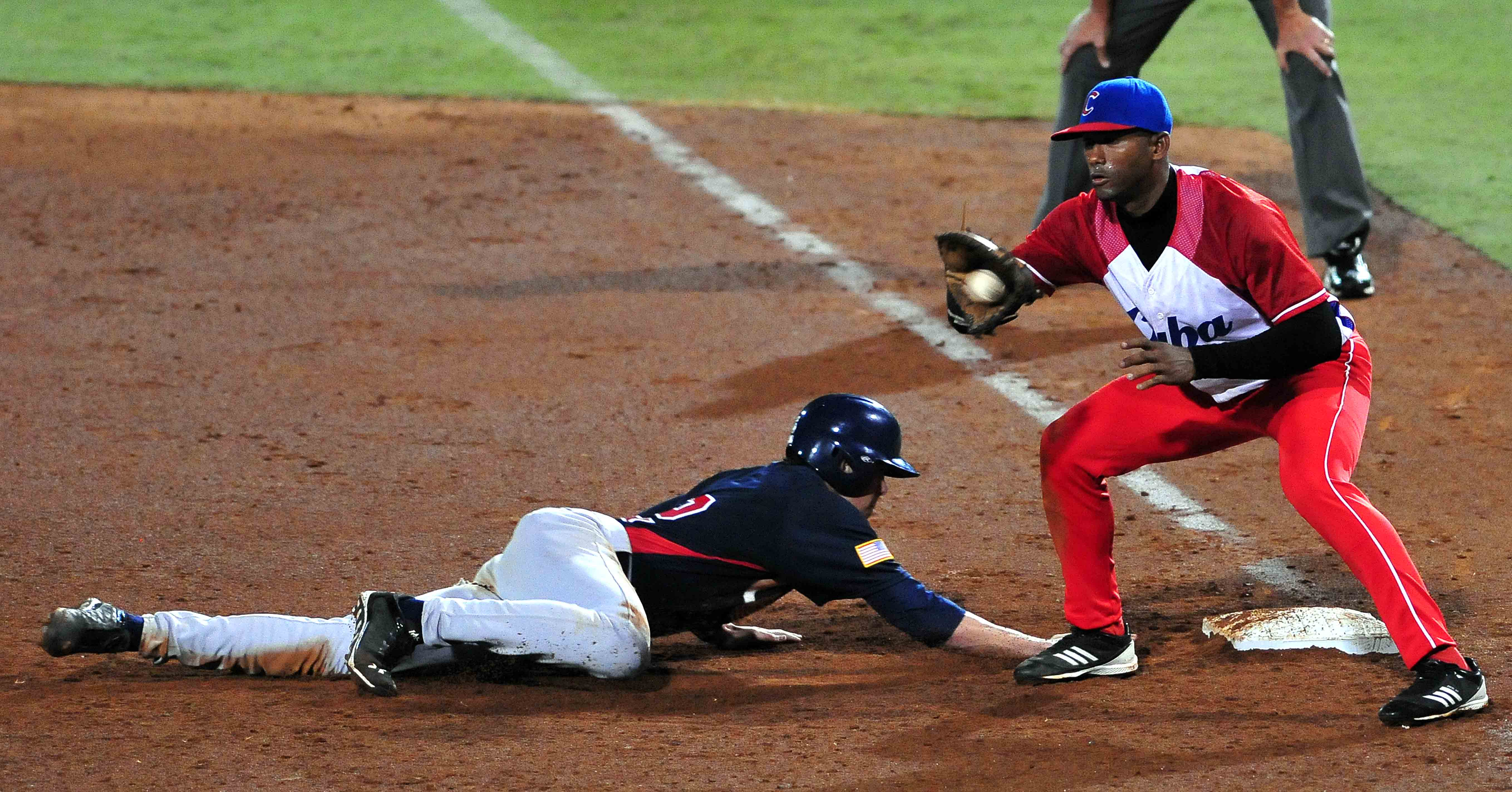 Fundamentos Defensivos Básicos Del Béisbol