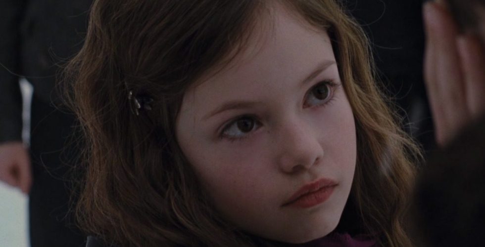 Como Está A Atriz Que Interpretou Renesmee 5 Anos Depois