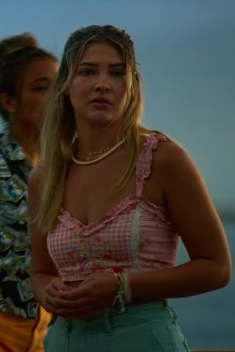 Outer Banks Season 3 Where To Get Sarah Camerons Outfits — Femestella