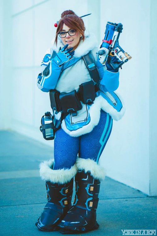 Awesome Cosplay Of Mei From Overwatch By Momokun Fizx