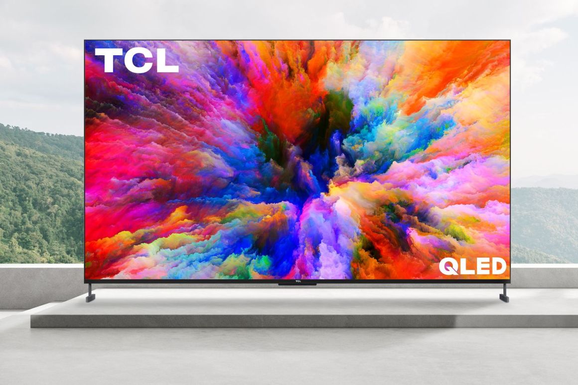 Tcl Unveils Massive 98 Inch Qled Tv Geartide