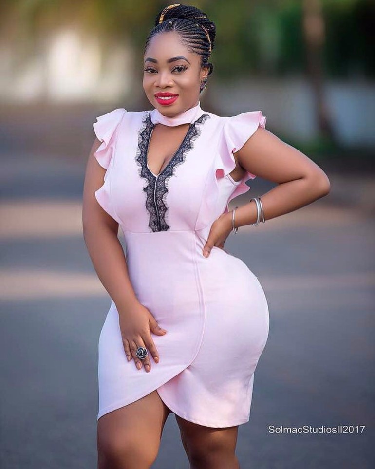 Normal Service Restored Moesha Boduong Shows Off Her Curves In Tight