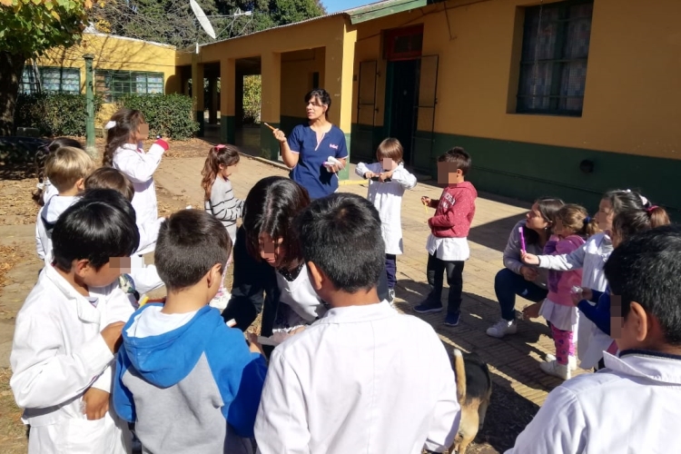 Programa De Sanidad Escolar Recorre Escuelas Hoymercedes Noticias