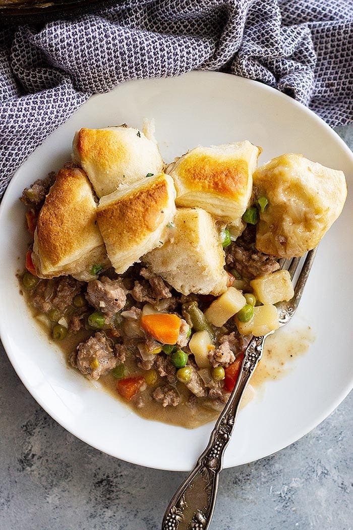 Easy Skillet Beef Pot Pie Recipe Video Julies Eats And Treats