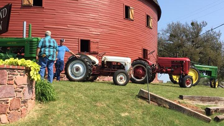 Down Home Oklahoma Featured At Arcadia Round Barn