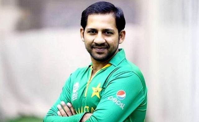 Sarfraz Ahmed Biography Height Weight Age Salary Net Worth Wife