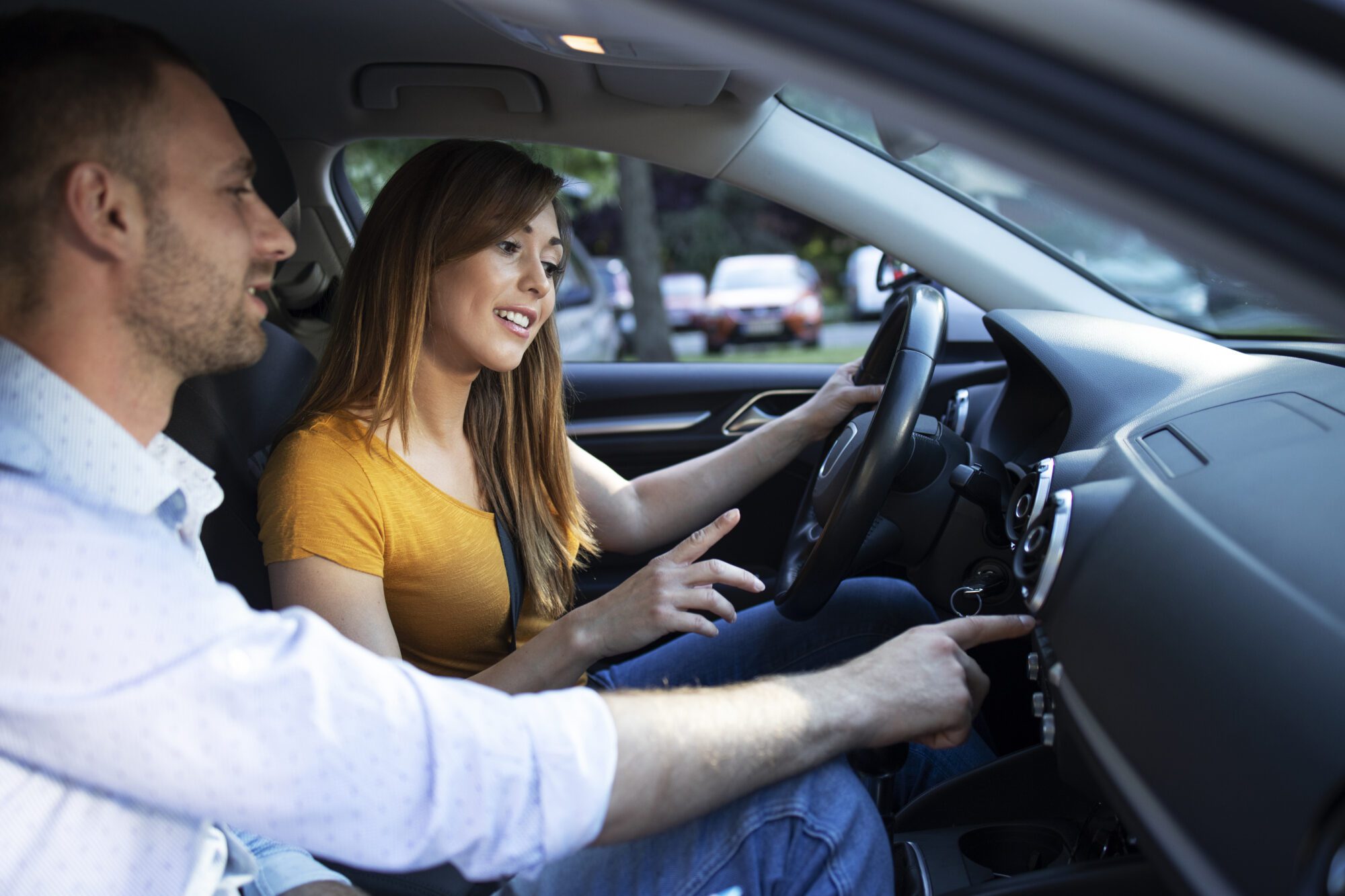 What You Can Expect On Your First Driving Lesson Rated Driving