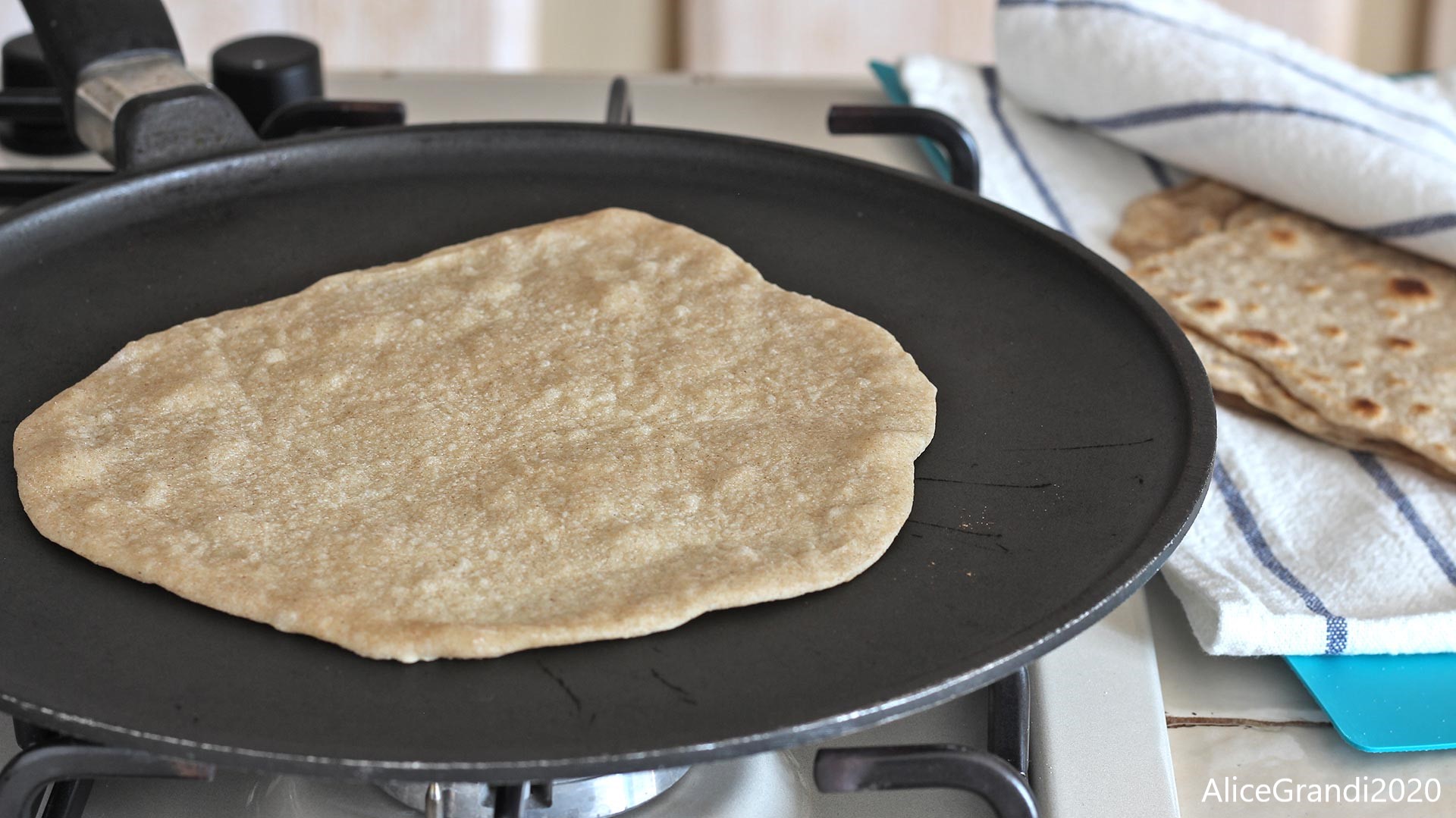 Il Pane Fatto In Casa Veloce Senza Lievito Pane Azzimo Integrale