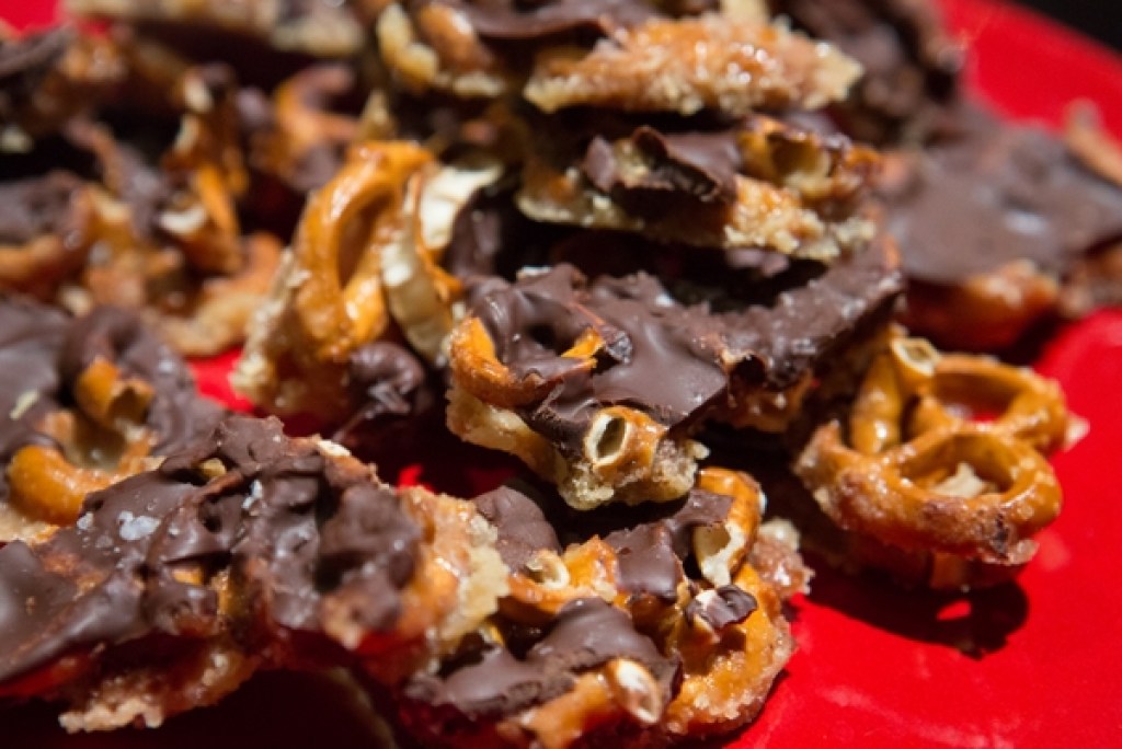 Salted Chocolate Pretzel Bark Riegl Palate