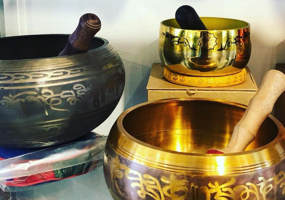 How To Use Tibetan Singing Bowls Sanctuary Everlasting