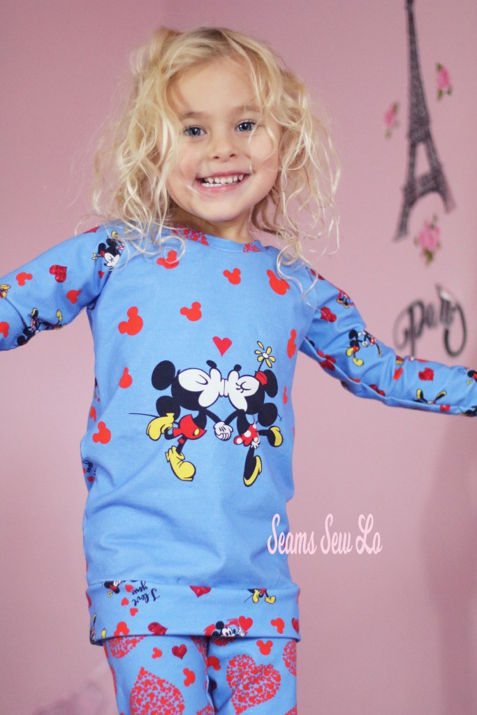 Minnie And Mickey Mouse Inspired Valentines Day Fabric Seams Sew Lo