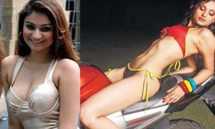 Bigg Boss 8 Contestant Dimpy Mahajan Shows Deep Cleavage And Bikini