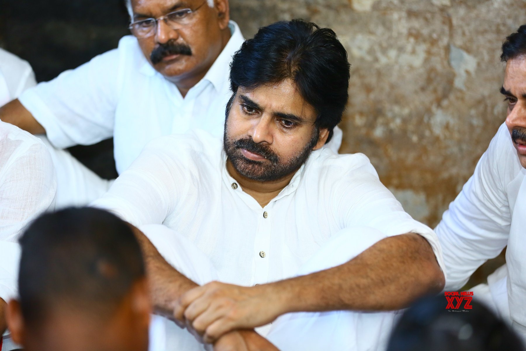 Janasena Chief Sri Pawan Kalyan Meeting With Bhoopatipalem Affected