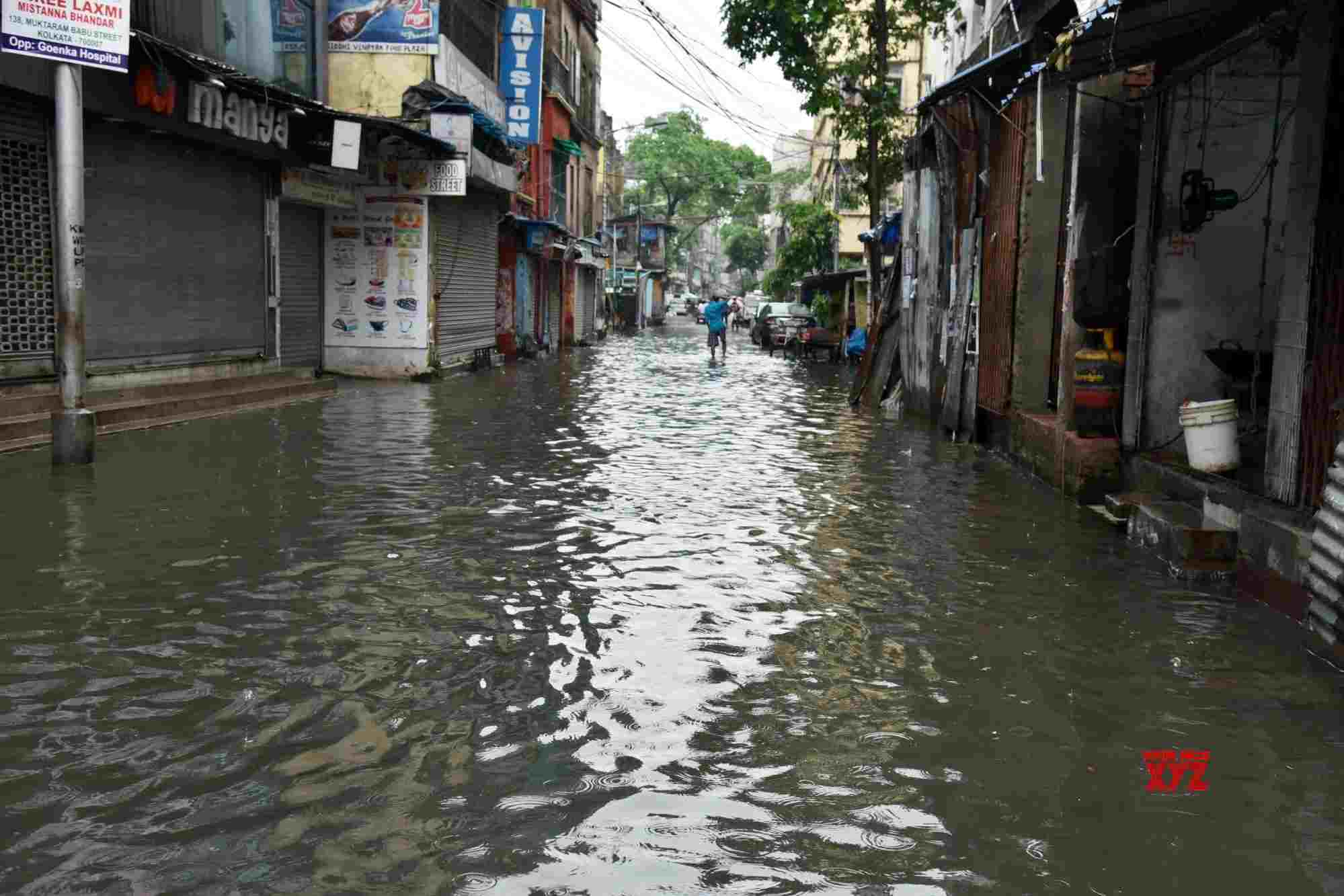 Kolkata Rains Leave City Streets Water Logged Gallery Social News Xyz