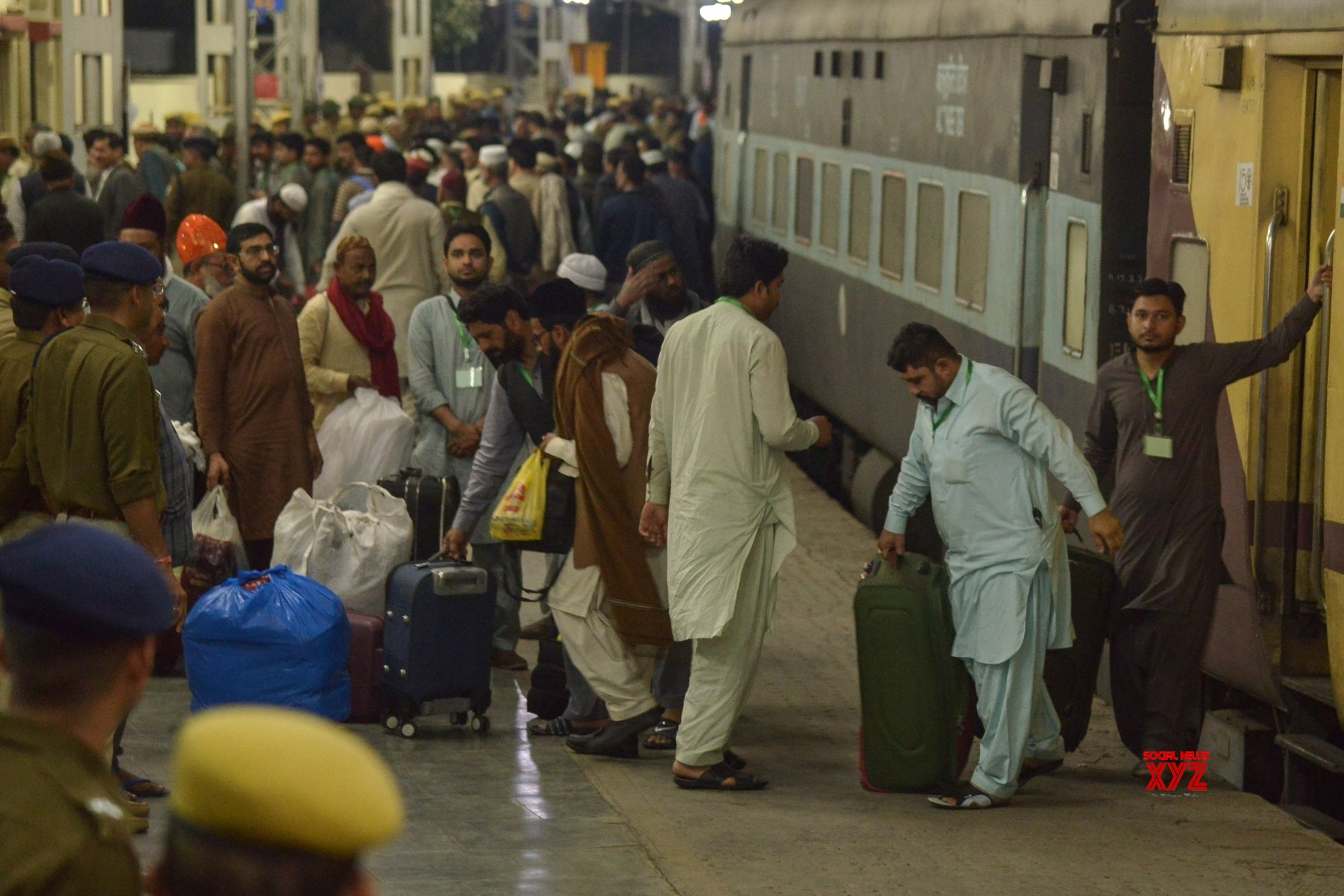 Ajmer Pakistani Pilgrims Arrives At Ajmer Railway Station Gallery