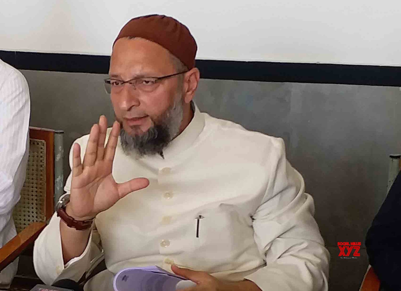 Hyderabad Aimim Chief Asaduddin Owaisi Addressing A Press Conference