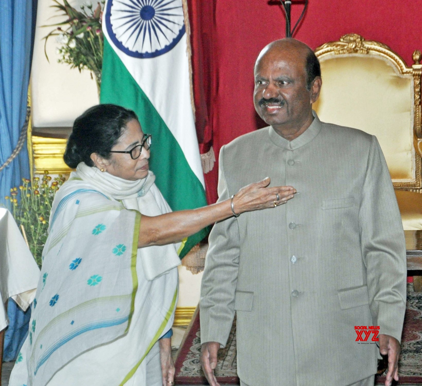 Kolkata West Bengal Cm Mamata Banerjee With Newly Appointed West