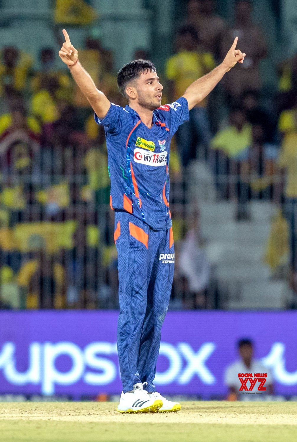 Chennai Lsg Bowler Ravi Bishnoi Celebrates The Dismissal Of Csks