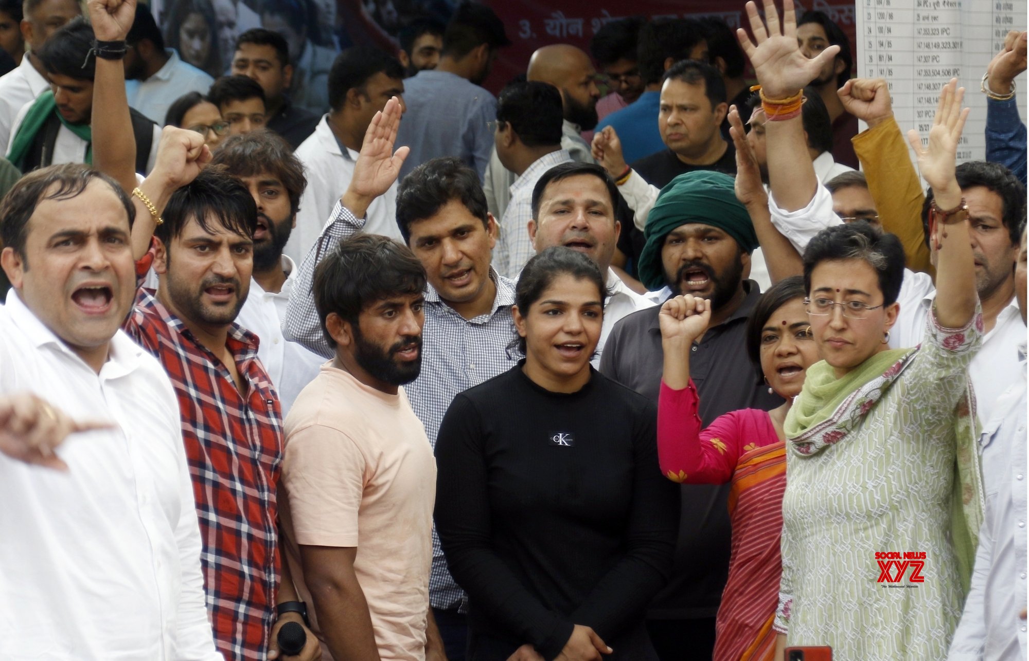 New Delhi Aap Leaders Saurabh Bhardwaj And Atishi And Singer Ajay