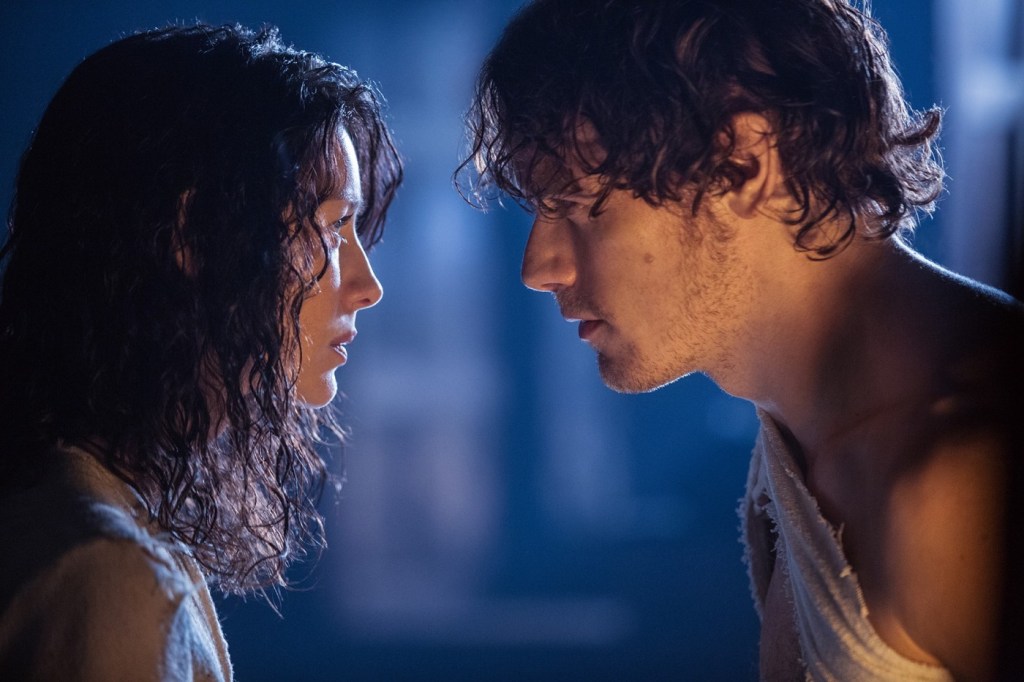 Outlander 5 Reasons Claire And Jamie Are Tvs Most Romantic Couple