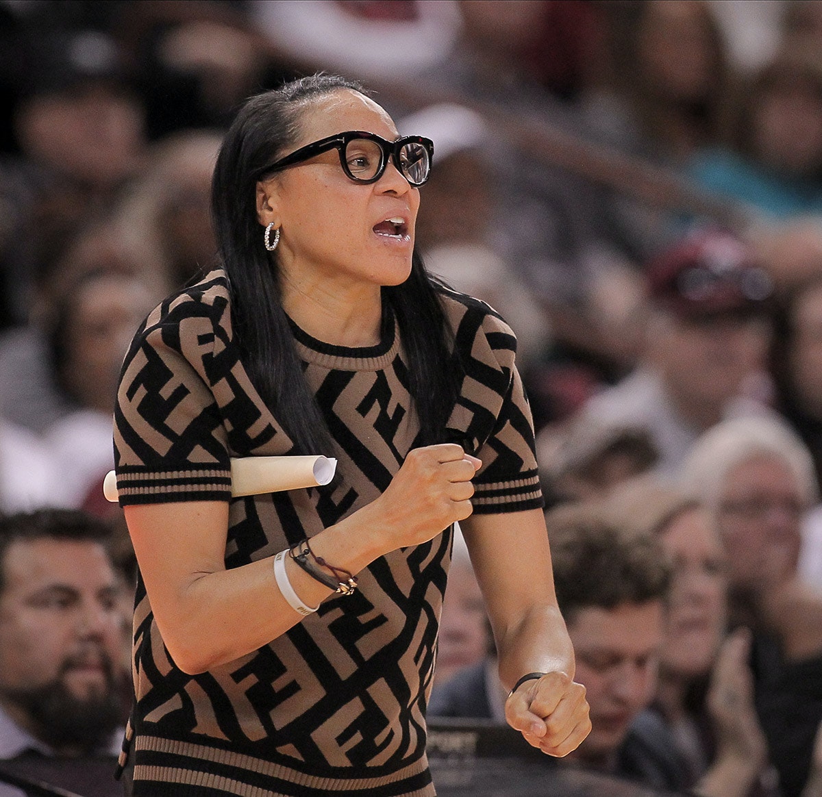 Dawn Staley Signs 224 Million Extension At South Carolina The Next