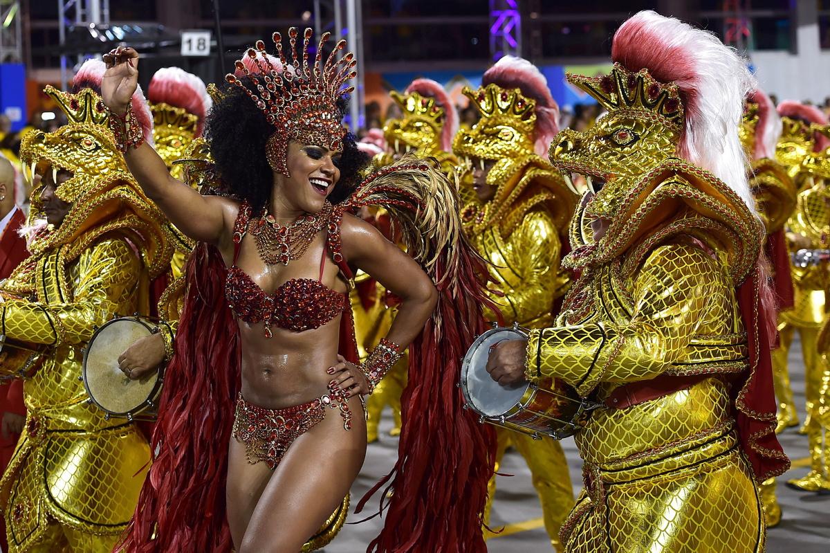 Photos Meet The Sexiest Brazilian Samba Dancers From Rio Carnival 2015