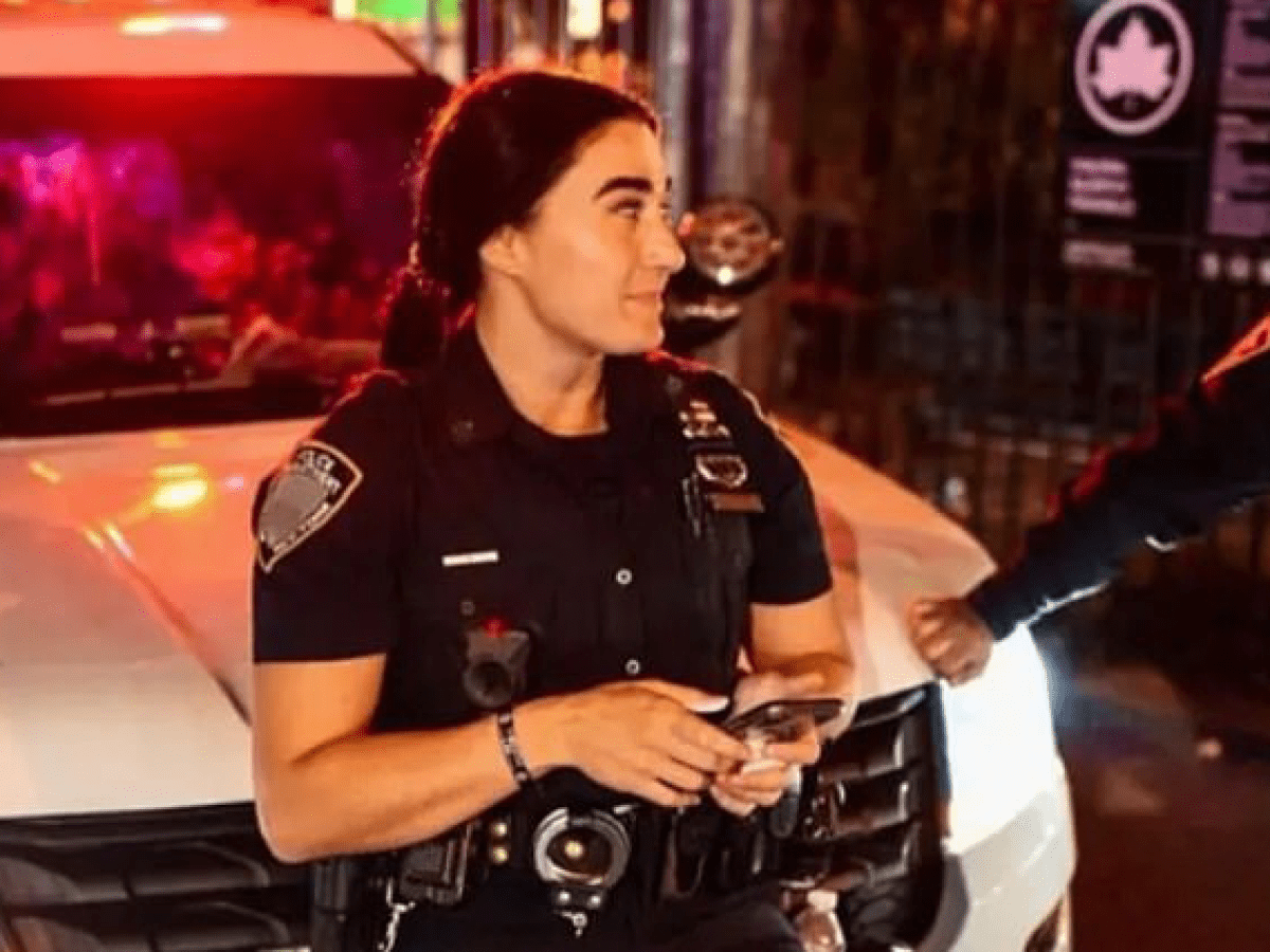 Fitness Model Nypd Cop From Yonkers Allegedly Protected Drug Dealer