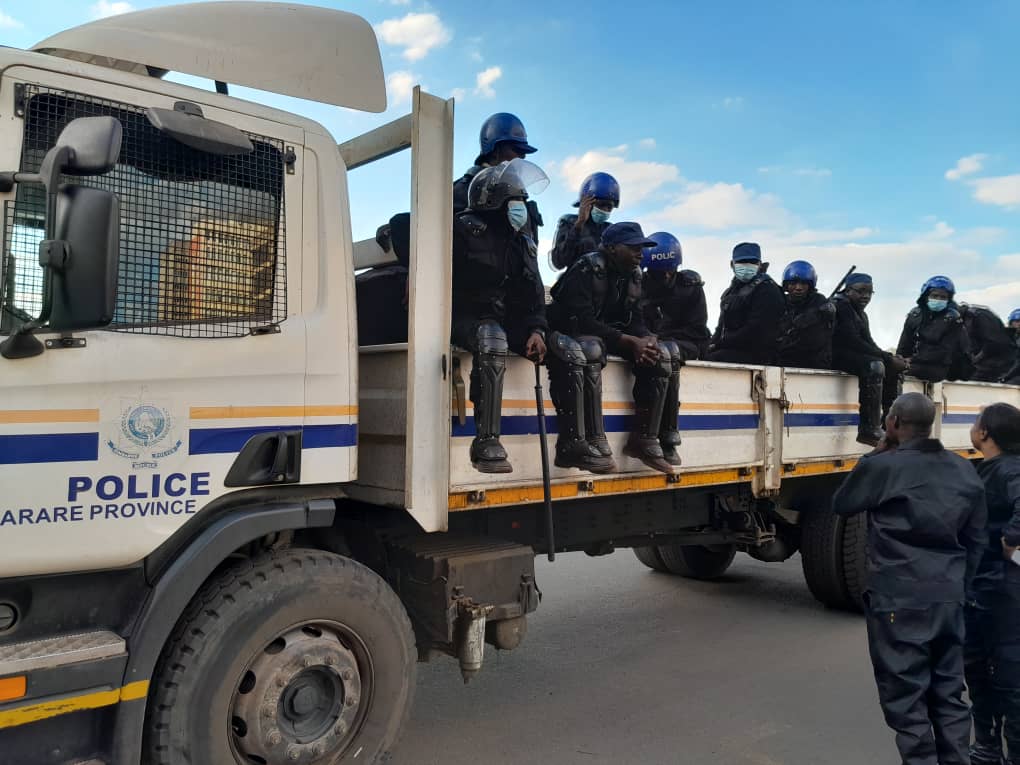 Police Beat Up Ruling Party Zanu Pf Supporters Following Opposition