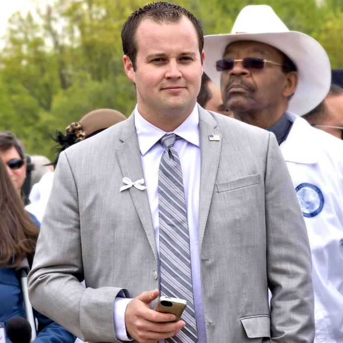 Le Procès De Josh Duggar Sur La Pédopornographie Est Reporté En