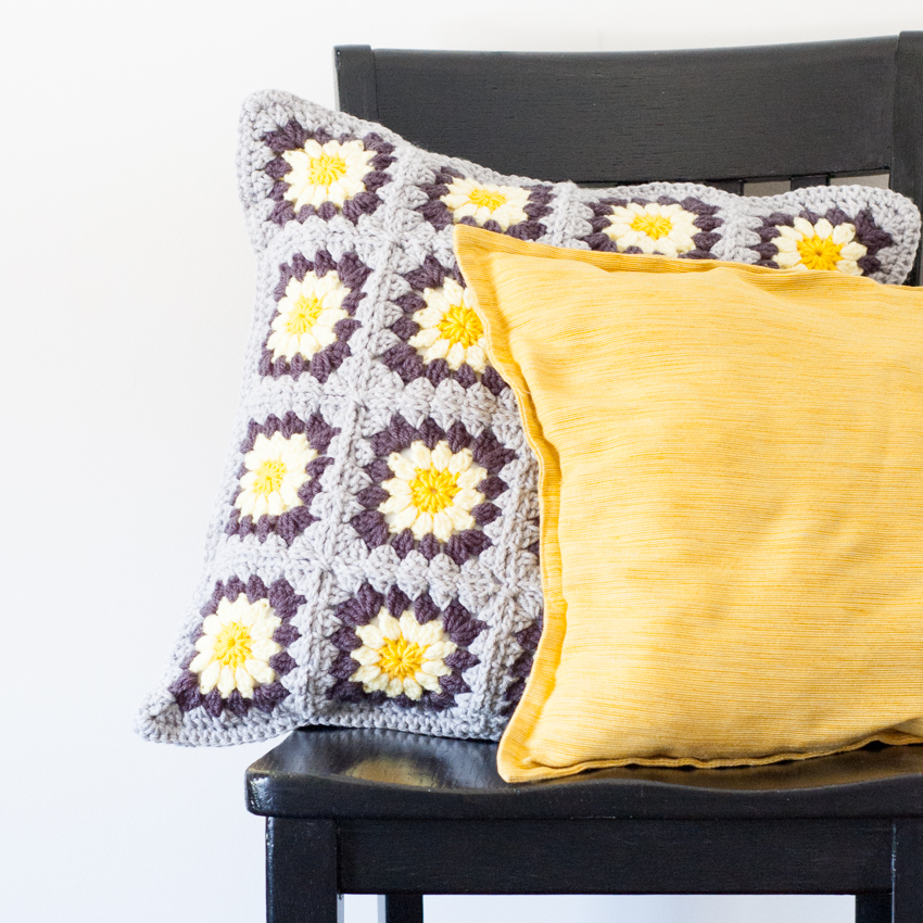 Daisy Granny Square Pillow Crochet Pattern Free You Should Craft