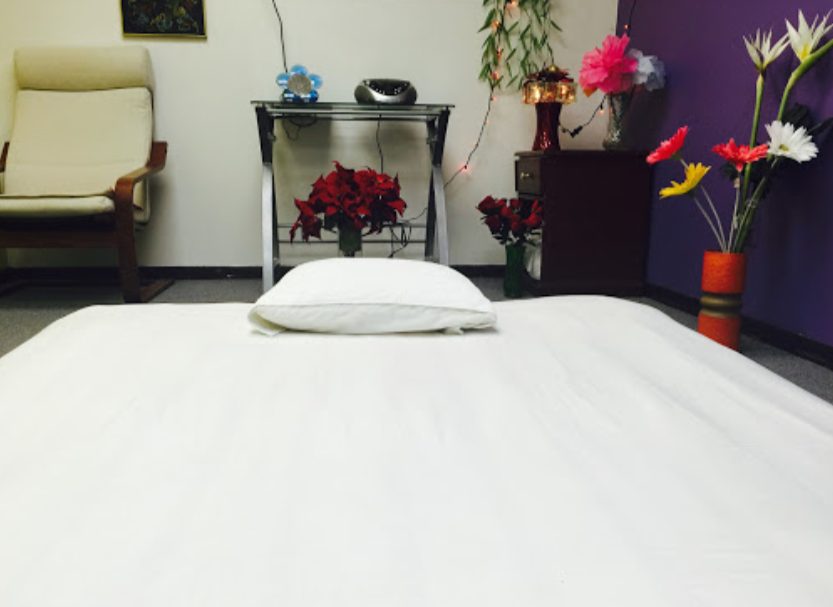 Yi Li Massage Contacts Location And Reviews Zarimassage