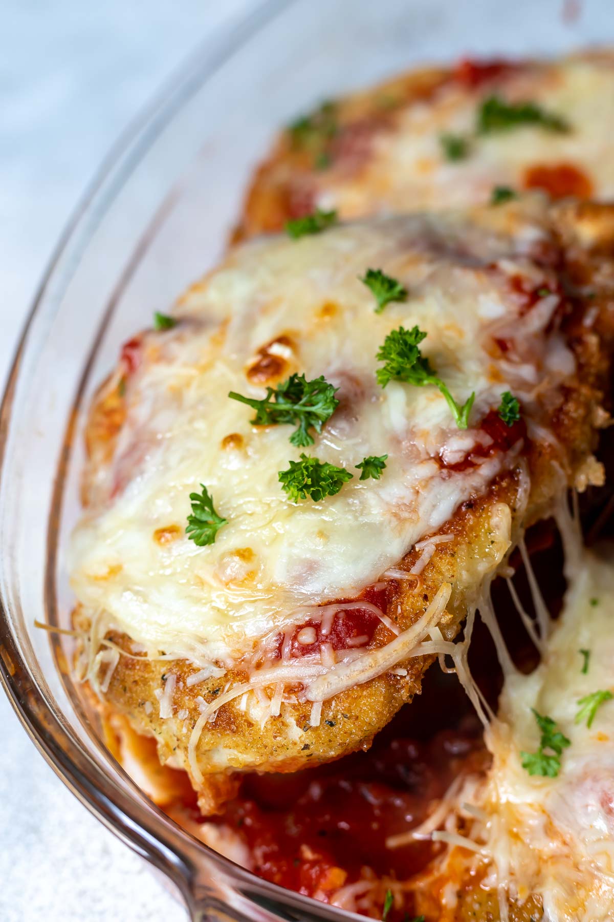 Easy 30 Minute Chicken Parmesan ★ Wonkywonderful