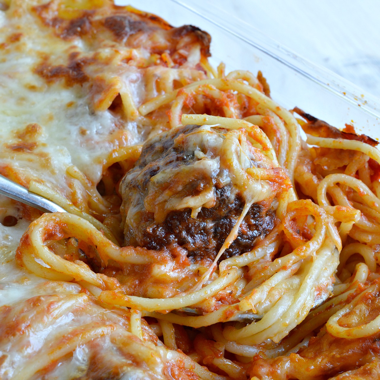 Easy Baked Spaghetti And Meatballs ★ Wonkywonderful