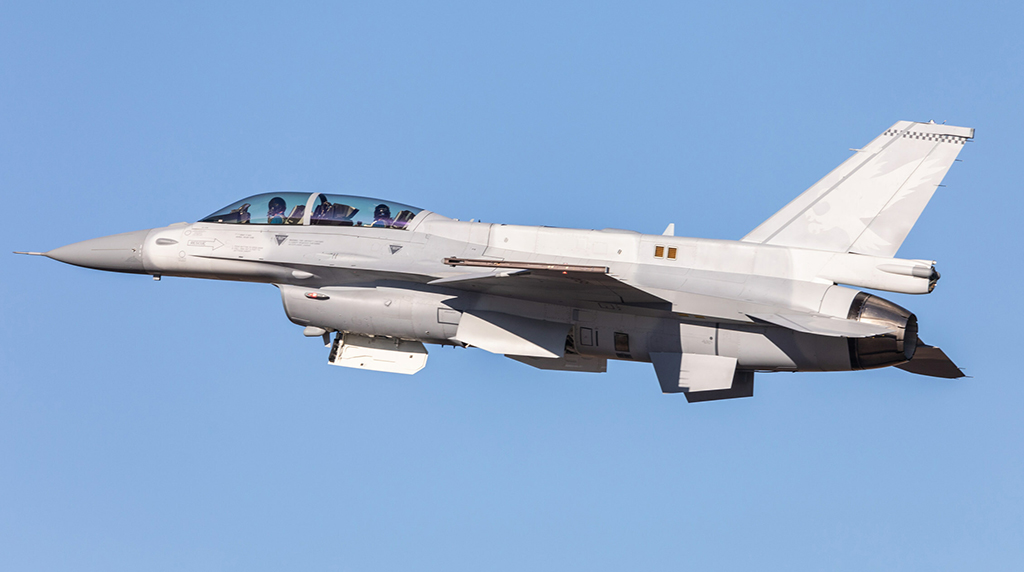 First F 16 Block 70 Jet Makes Maiden Flight The Aviationist